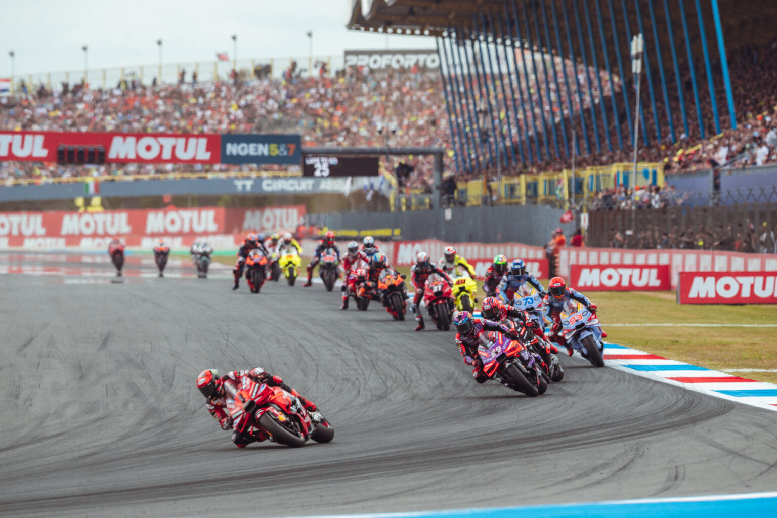MOTUL TT ASSEN 2025 - Club Motul